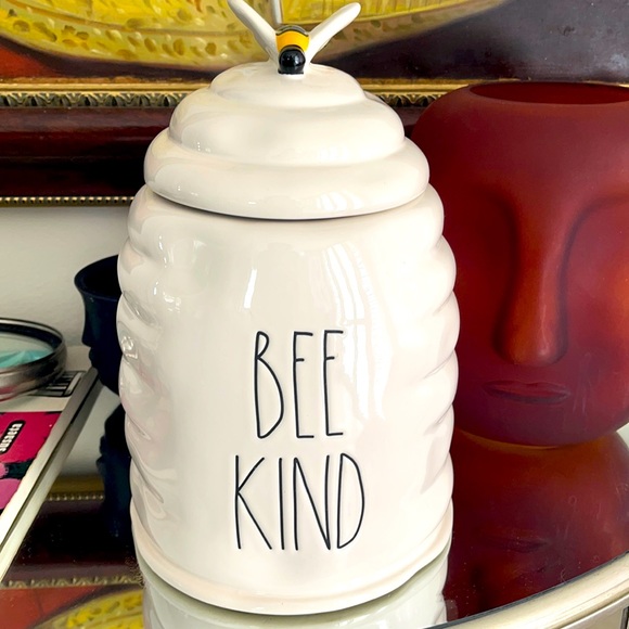 Rae Dunn | Kitchen | Rae Dunn Honeycomb Bee Kind Large | Poshmark